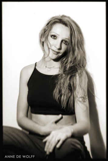 Anne de Wolff - Sandberg Guitars